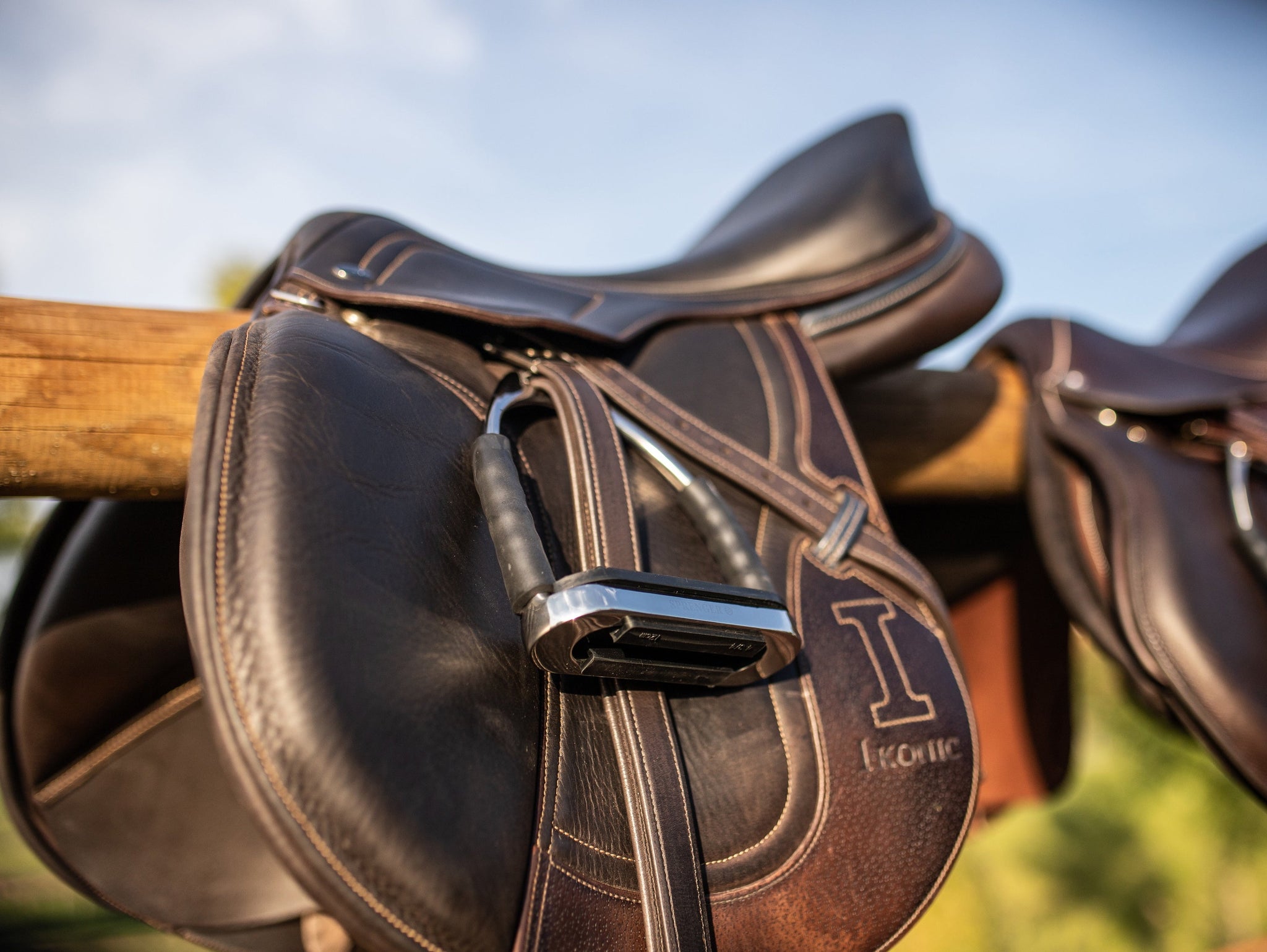 SPRENGER System 4 Steigbügel im Praxistest | SPRENGER Pferd